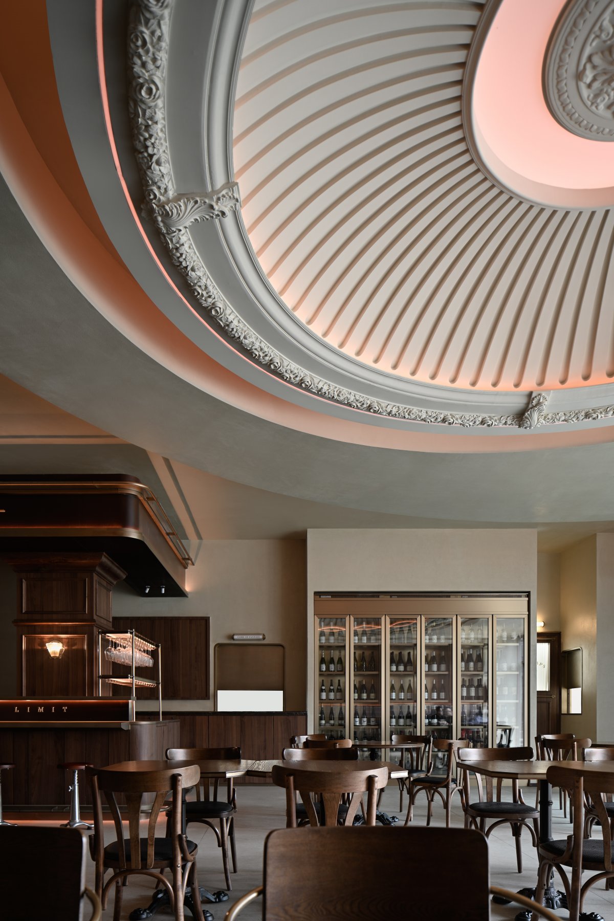 YinjiSpace - MET Creative Brand x OVERLAPS Restaurant